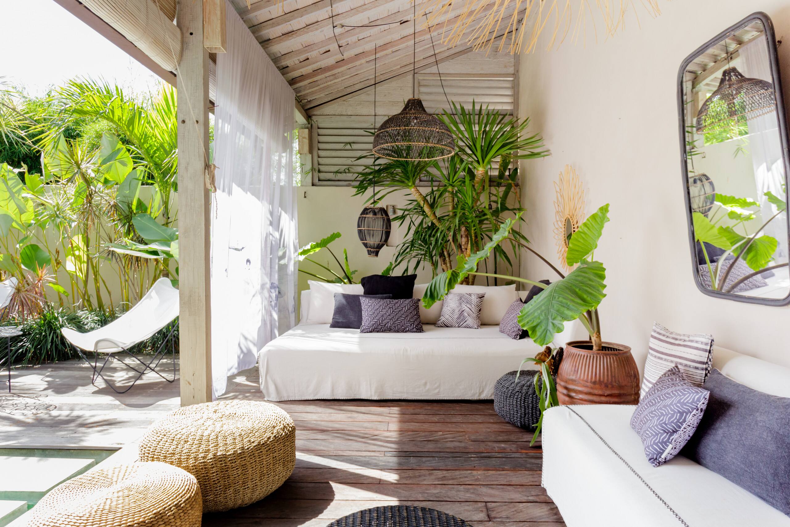 Elegantl Tropical Villa in Kuta with a Private Pool - Villas for Rent ...