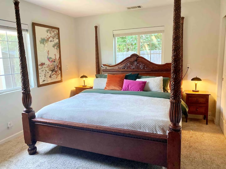 The Honu- Tranquil Hideaway Home Centrally Located - Grants Pass, OR