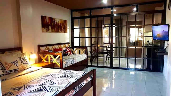 Studio3 In The Heart Of The City ❤️ With Netflix - Olongapo