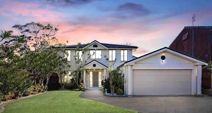 Large House Near Lake With Optional Heated Pool* - Central Coast