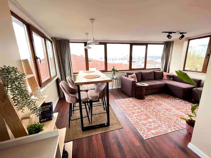2+1 Loft Bosphorus View,  The Sea Side - Isztambul