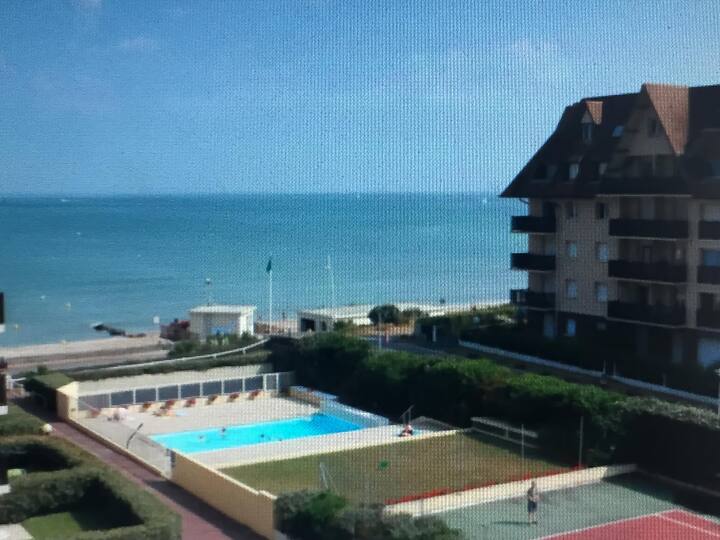 Accès Direct à La Mer, Piscine, Terrain De Tennis - Ouistreham