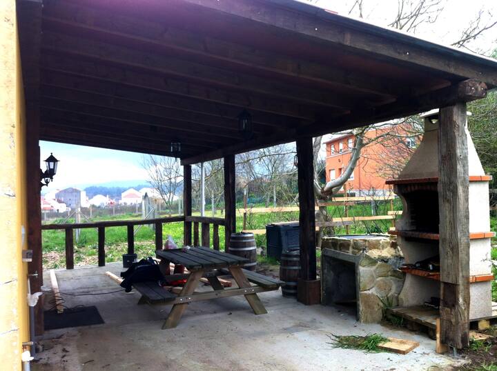 Beautiful, Private House With Yard - Noia