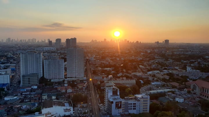 Princeton Residences/ Qc Lrt2/wifi / New Manila - Quezon City