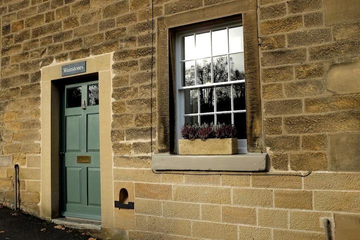 Wainstones, North Church Street, Bakewell - Bakewell