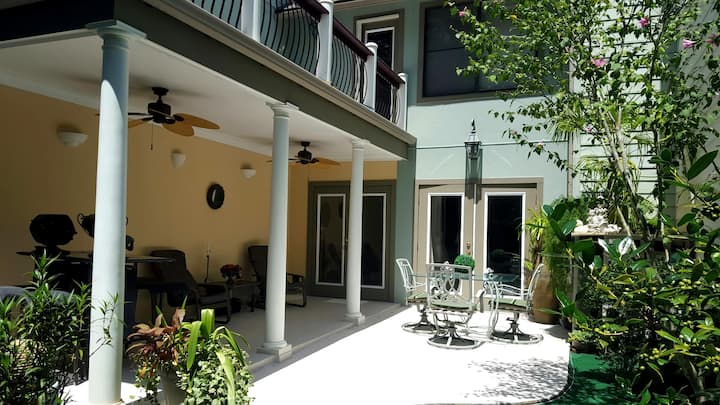 Pleasant Place Charleston - South Carolina