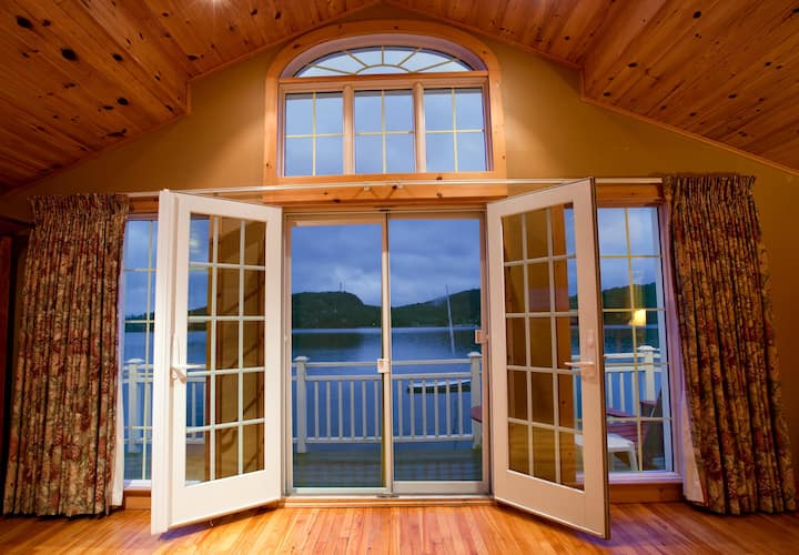 Lakeview Cottage On Peninsula Lake - Huntsville