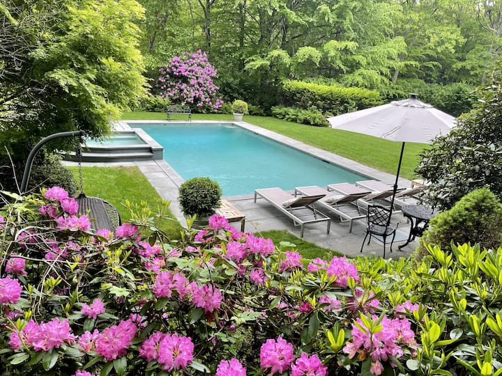 East Hampton Summer Gateway - East Hampton, NY