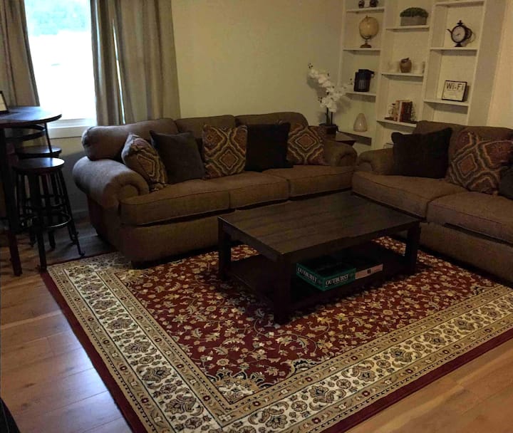 Adirondack Lodging Apt 2 Low Prices @ All Times - Lake Placid, NY