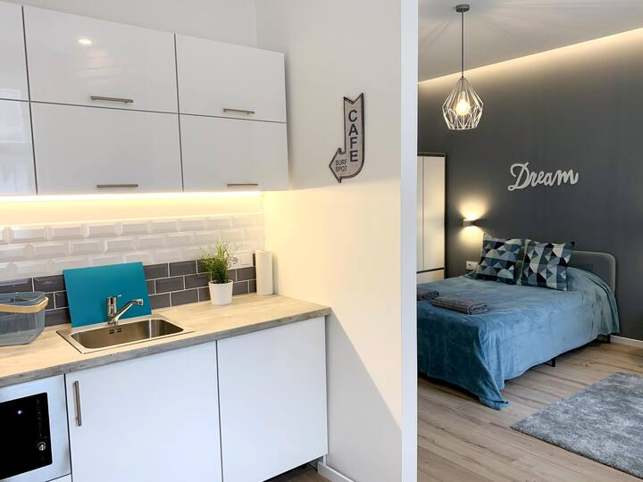 Lovely-quiet-center! Vaci Street Studio Apartment - Budapest