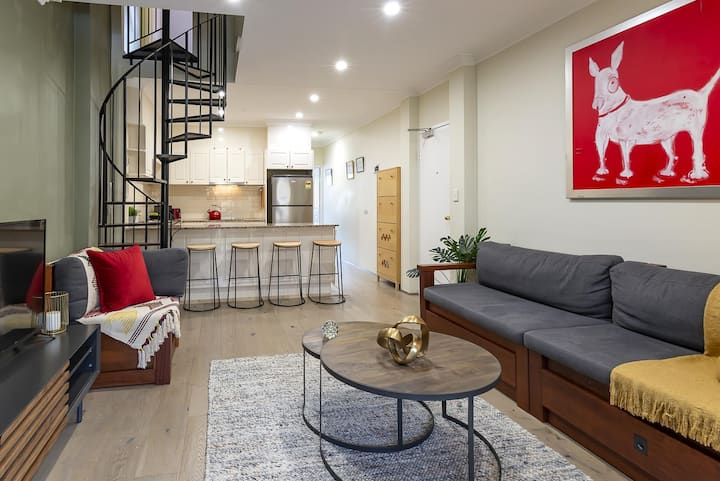 Hip Inner-city Living In Vibrant Erskineville - 시드니