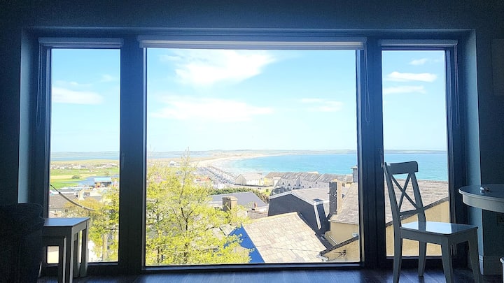 Amazing Sea Views. Luxury 5 Bed - Tramore