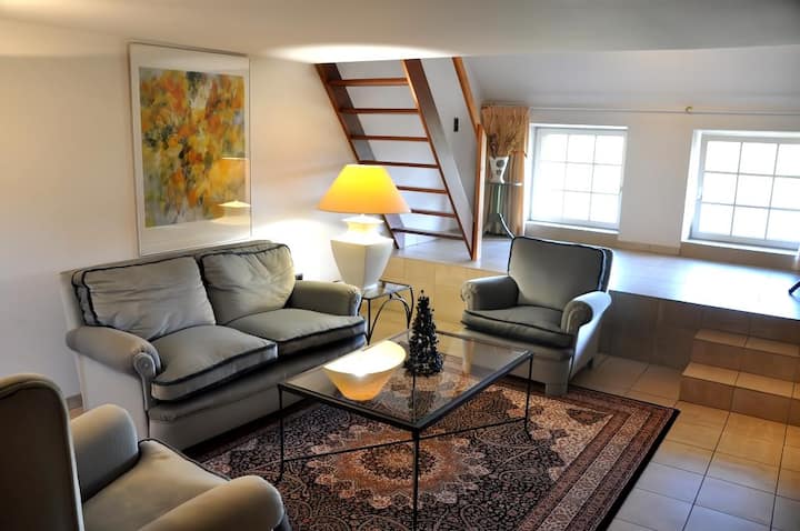 Appartement Charmant Au Calme Pour 2 Personnes - Manage