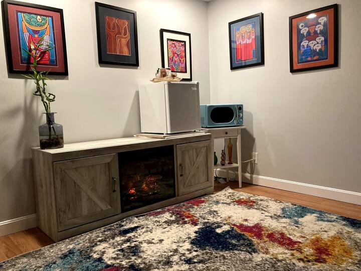 Private 1 Bedroom Suite In West Newton - Newton, MA