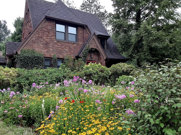 Charming Home In Woodland - Mansfield, OH