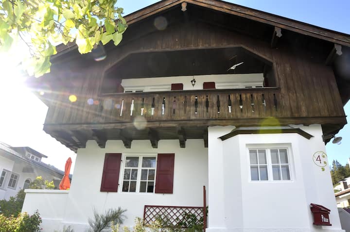 Die Zirbelnuss - Mittenwald