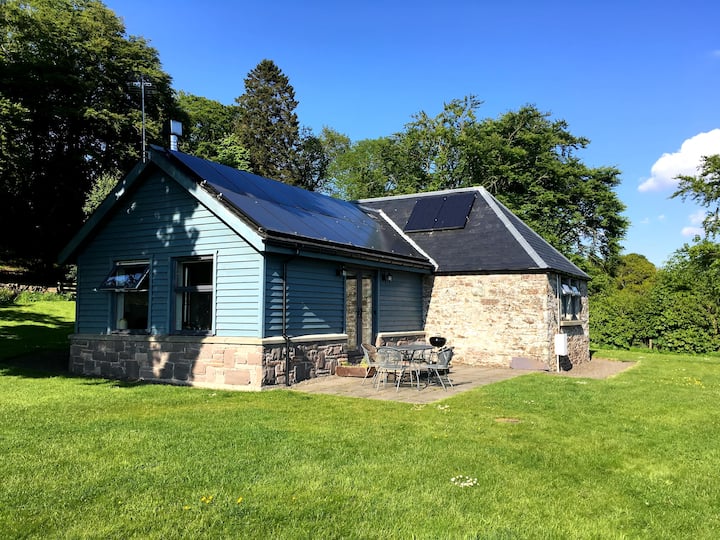 Kilbryde Smiddy. Luxury Rural Cottage - Dunblane