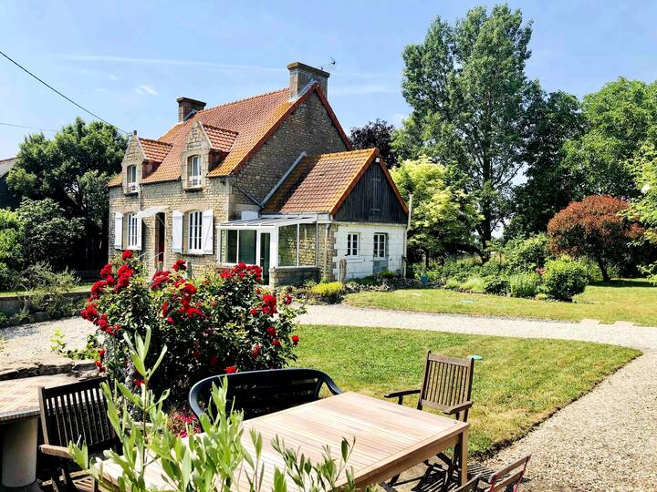 Au Grand Noyer&beau Jardin Avec Vue Mont St Michel - Pontorson