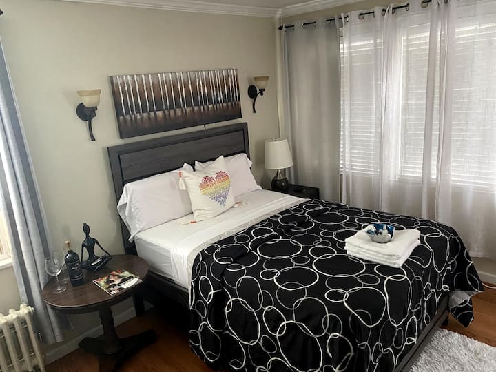 Beautiful Studio Apartment *10 Min Away Ubs Arena* - Bayside - Queens NY