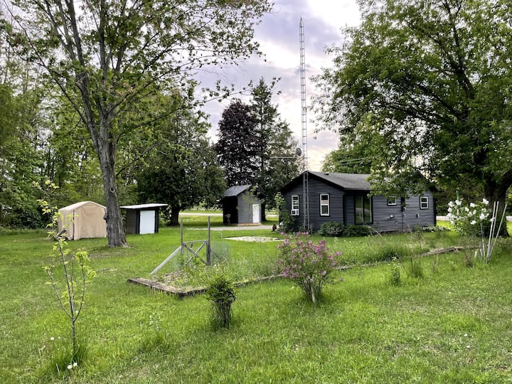 Cute Home On Beautiful Property - Brockville
