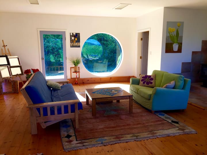 Rosie's Studio - Salt Spring Island