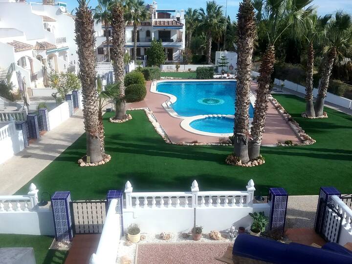 Villamartin Poolside 2 Bedroom/2 Bathroom - San Miguel de Salinas