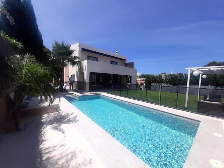 Pool Safety Fence, Aco,   Hitting - Mallorca