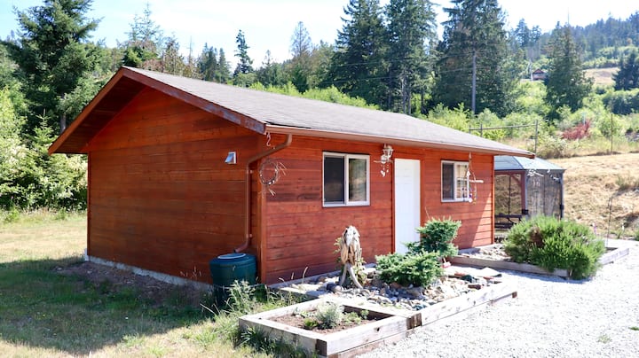 Sacred Earth Bnb - Salt Spring Island