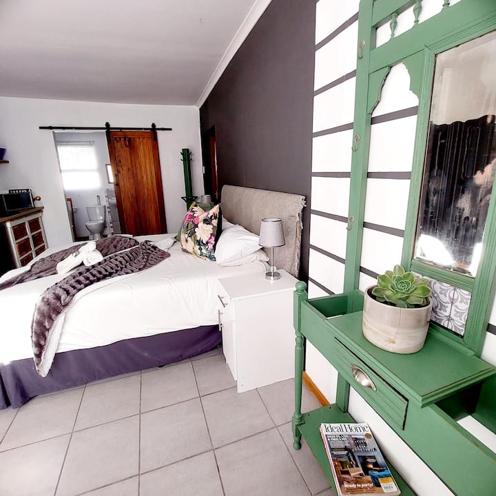 The Cottage @ 7 - Port Elizabeth