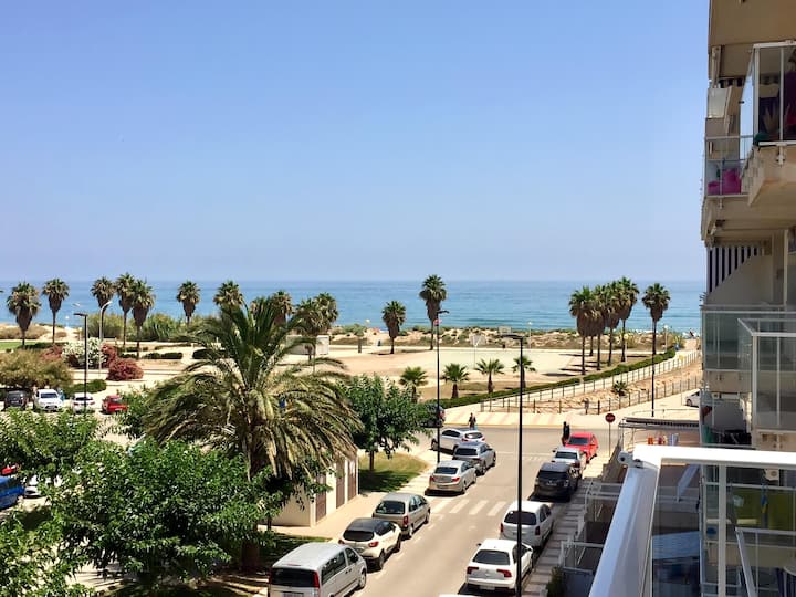 .Apartamento 1ª Linea Playa Con Piscina Y Parking - Oliva