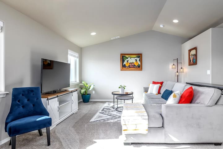 3bd/2bth - Clearwater Cottage - Central Location - Pasco, WA