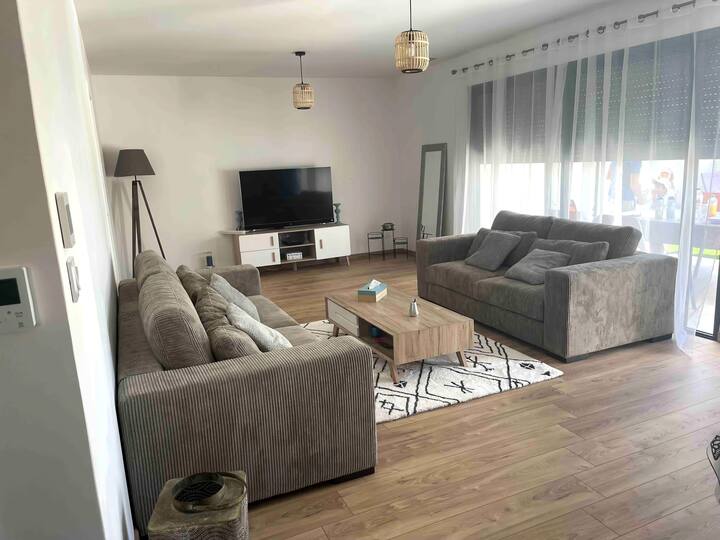 Loue Maison Entière Avec 2 Chambres Pour 4 - Sénas