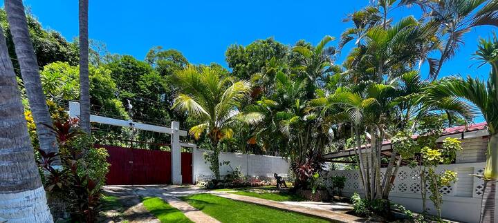Rancho Di Carlo - 10 Minute Walk To Beaches! - El Salvador