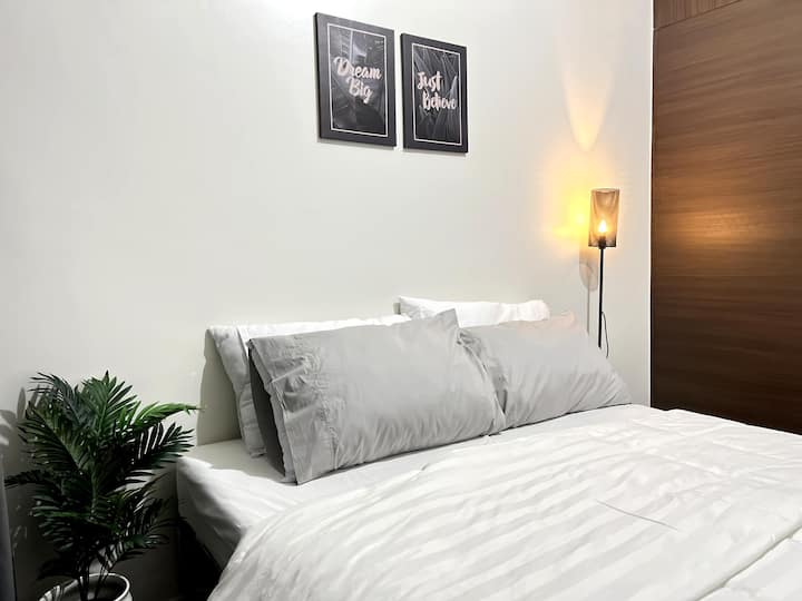 3447 1br Air Residences 100mb - Manila