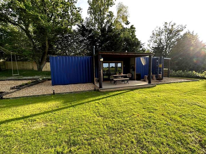 The Wolf Den - Ringwood