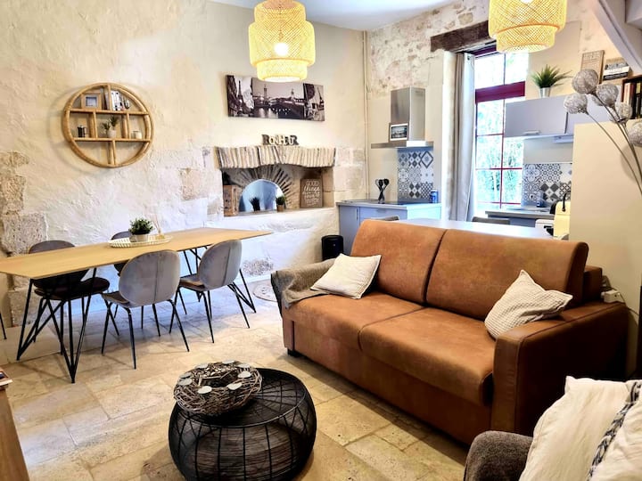 Maison De Charme Avec Extérieur - Poitiers