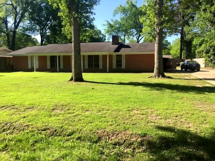 Town And Country - Monroe, LA