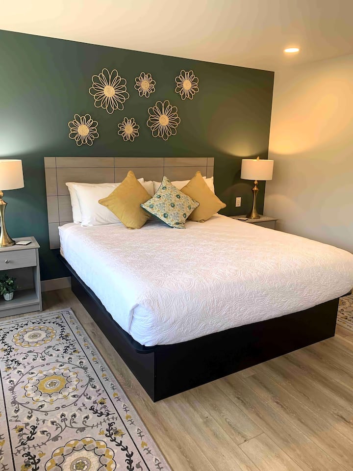 Windrush Inn - Unit Bay - Cambria, CA