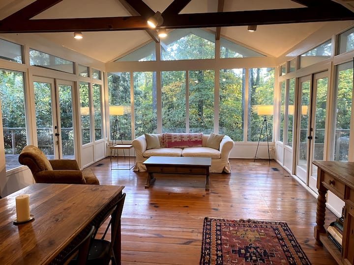In-town House In The Woods - Chapel Hill, NC