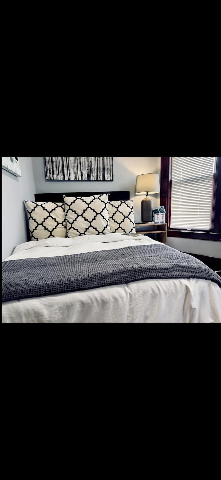 Affordable Room Mins To Downtown - Buffalo, NY
