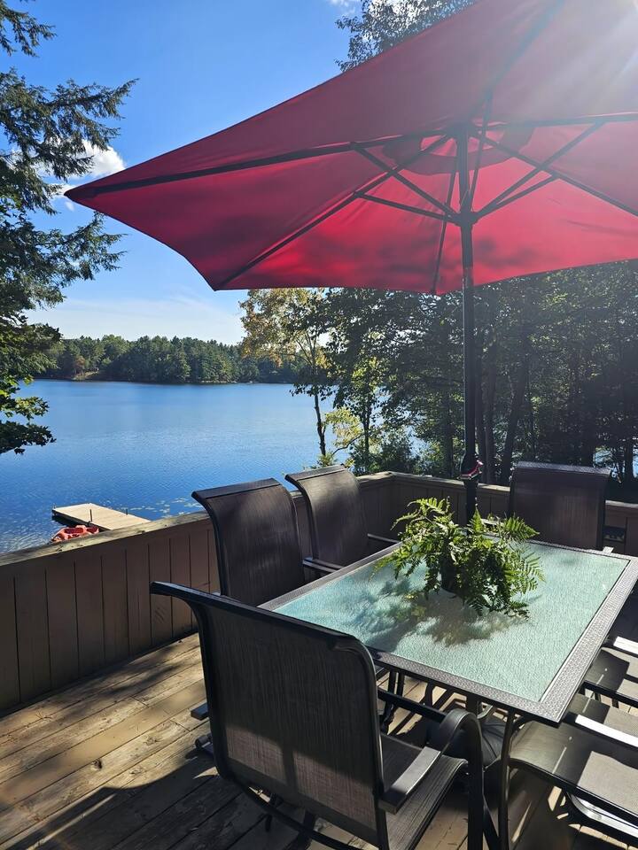 Beautiful Cottage On Private Lake - 珀斯