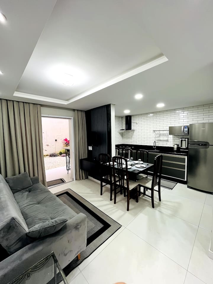 Geminado Moderno E Minimalista - Blumenau