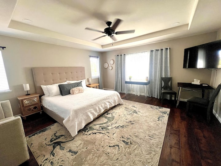9cedarsuite-prvtbthrmfridgemcrwve - Turlock, CA