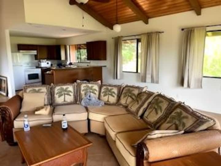 Entire Top Floor 3 Bedroom Unit - Maui, HI
