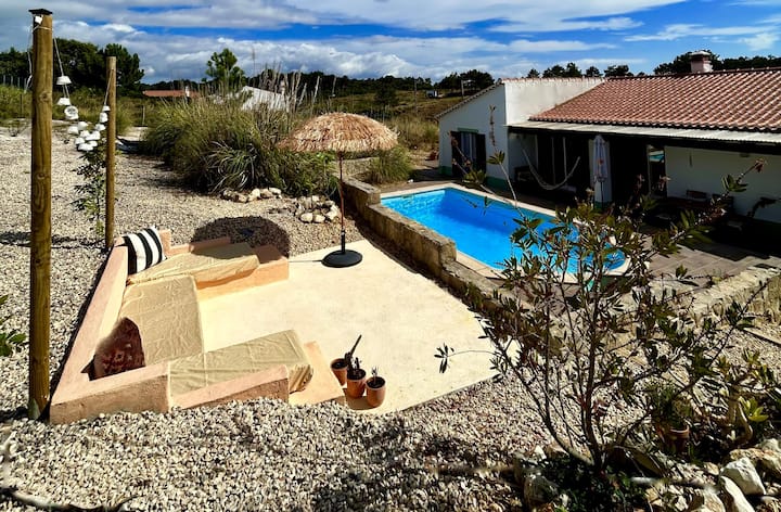 Lovely Villa With Pool,  Very Cozy And Comfy - Aljezur