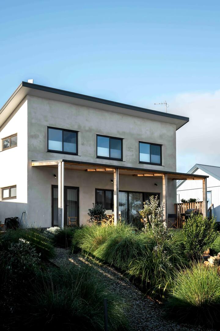 'Indica House' - Showcase Hemp Home - Bruny Island