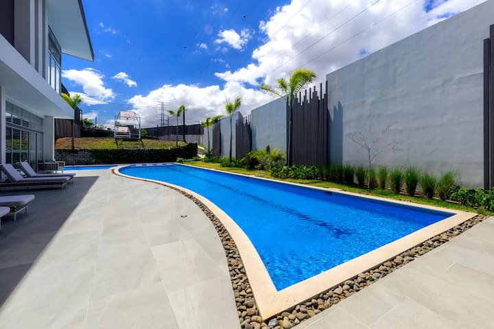 7 Beds | Sjo | Fast Internet | Heredia | - San José