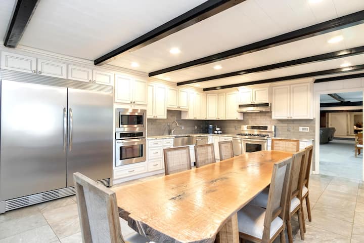 Heavenly Four Bedroom Homestead - Sidney, OH