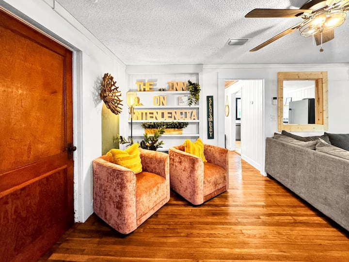 *New* The Inn On Intendencia | Close To Downtown - Pensacola, FL