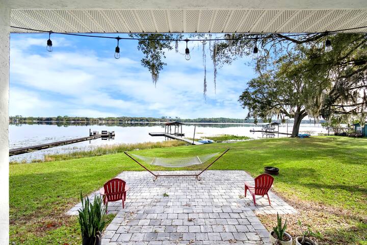 Lake Broward Oasis - Crescent City, FL